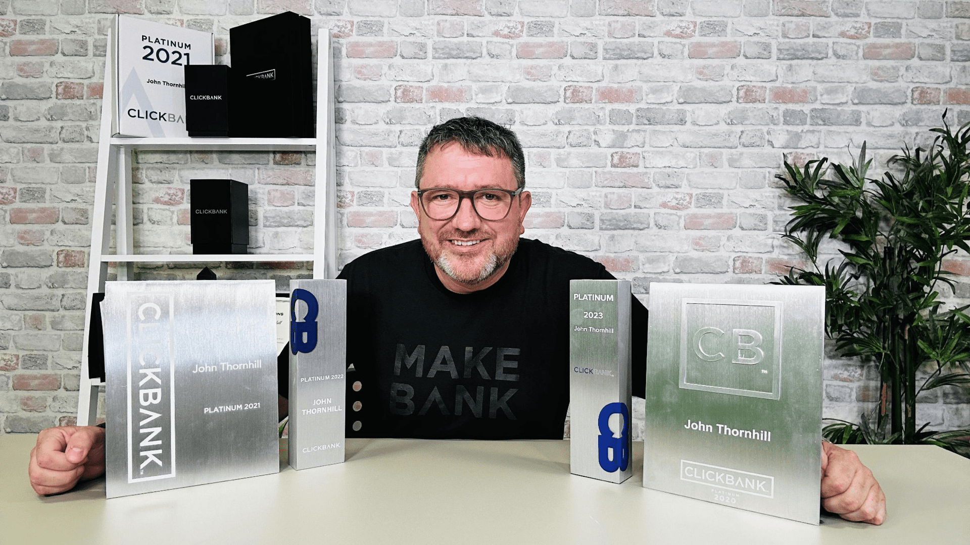 Instant Credibility Prompt Kit Review From Mark Hess